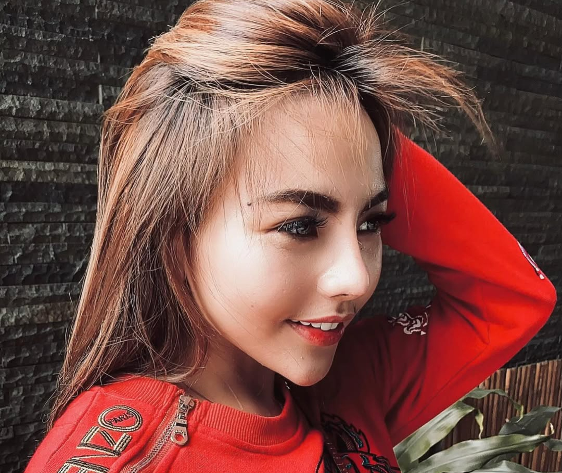 Suami Lisa Mariana Siapa? Sosok Pria Bertato yang Muncul di Foto Pernikahan Diduga Lisa Jadi Sorotan