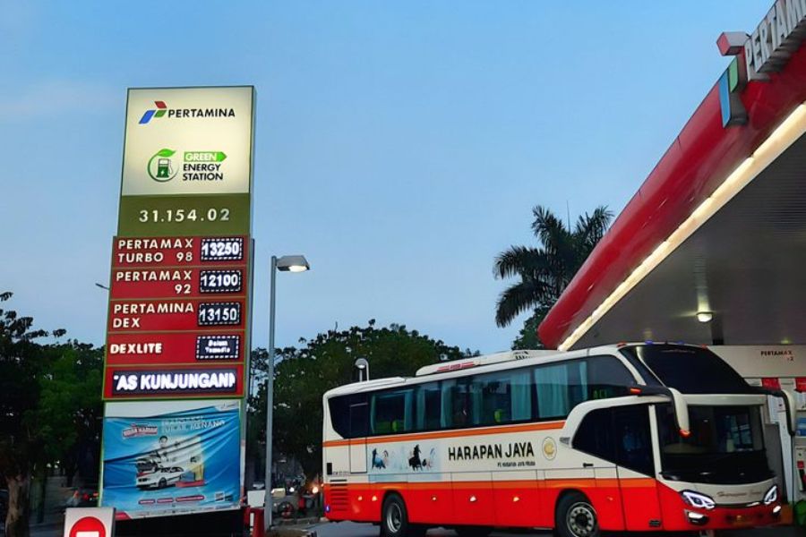Pemerintah Segera Larang Kendaraan Tertentu Isi BBM Pertalite, Ini ...